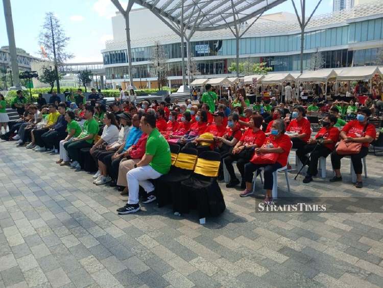 Good food and a good cause bring hundreds to MAD Food Carnival | Nestia