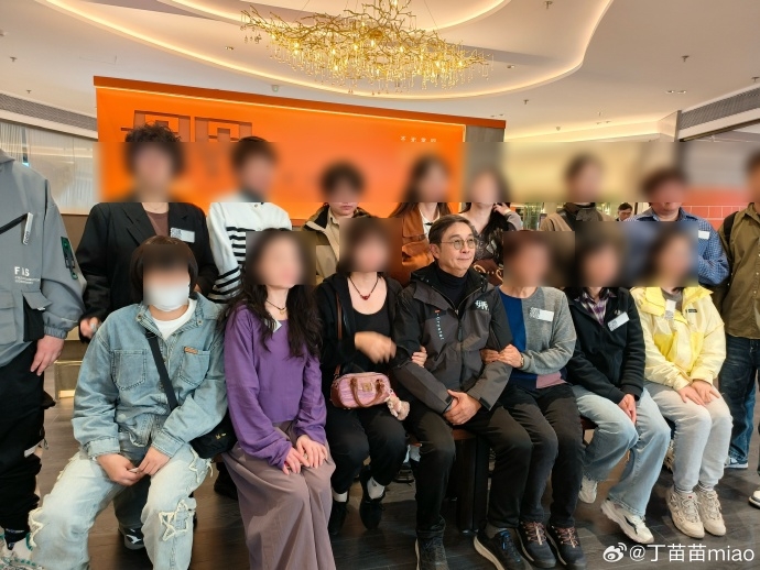 70年代TVB一缐小生罕现身会影迷！去年曾传中风 身体四大特徵见最真实状态 | Nestia