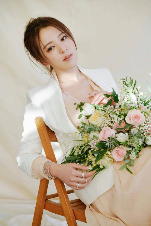 刘品言说和李威没有私交 两人16年前合作《协奏曲》 | Nestia