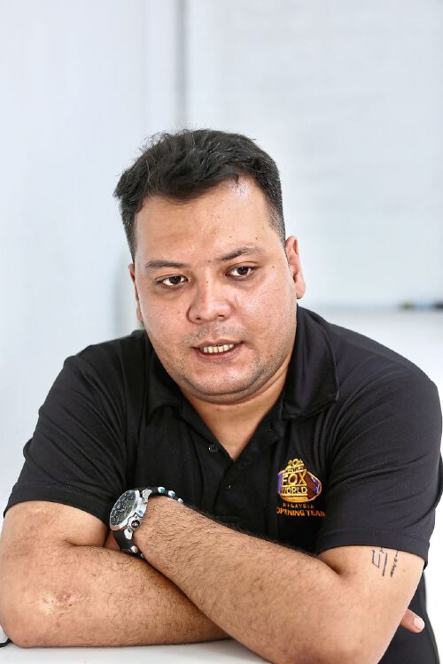 Afghan refugees in Malaysia rebuild their lives through artistic craftsmanship | Nestia