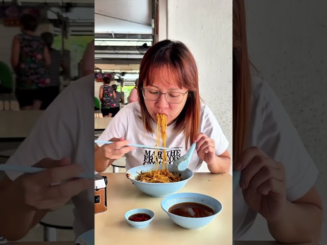 Seng Huat Prawn Noodle has finally reopened at Telok Blangah Drive Food Market | Nestia