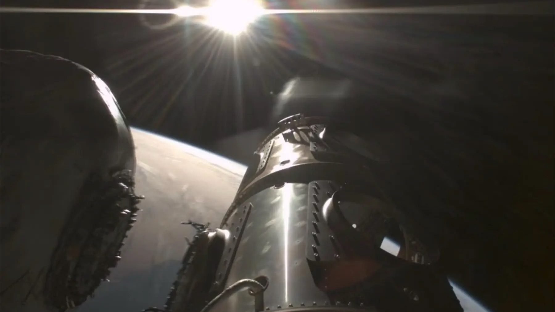 See photos snapped in space by Europe's 1st private reentry capsule ...