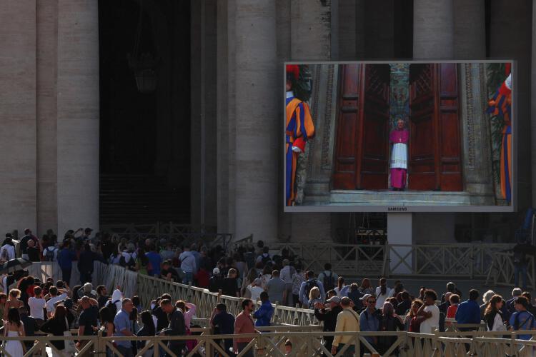 Doors of Sistine Chapel close, conclave to elect new pope starts | Nestia