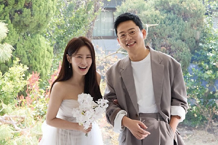Kim Ji Min And Kim Joon Ho Share Breathtaking Wedding Photos | Nestia