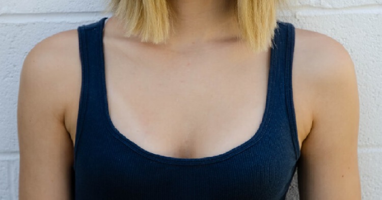 NETIZEN ASKS WHY GIRLS LIKE TO REVEAL THEIR CLEAVAGE ON CAMPUS | Nestia