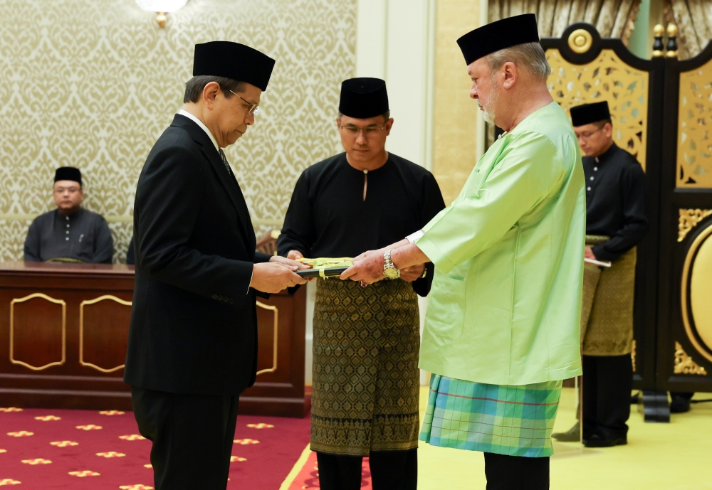 Sultan Ibrahim appoints three judges to top courts at Istana Negara ...