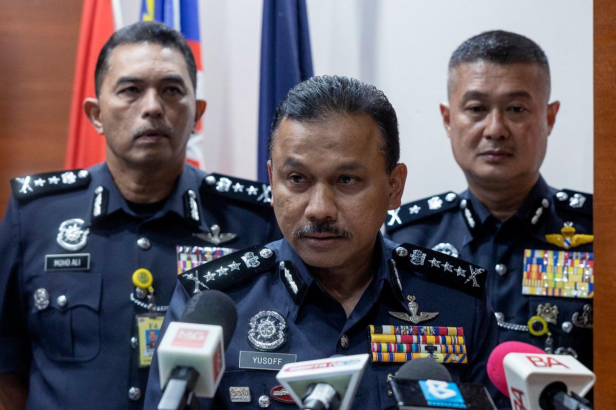 Kelantan police hunt four suspects in abduction of gold shop owner | Nestia