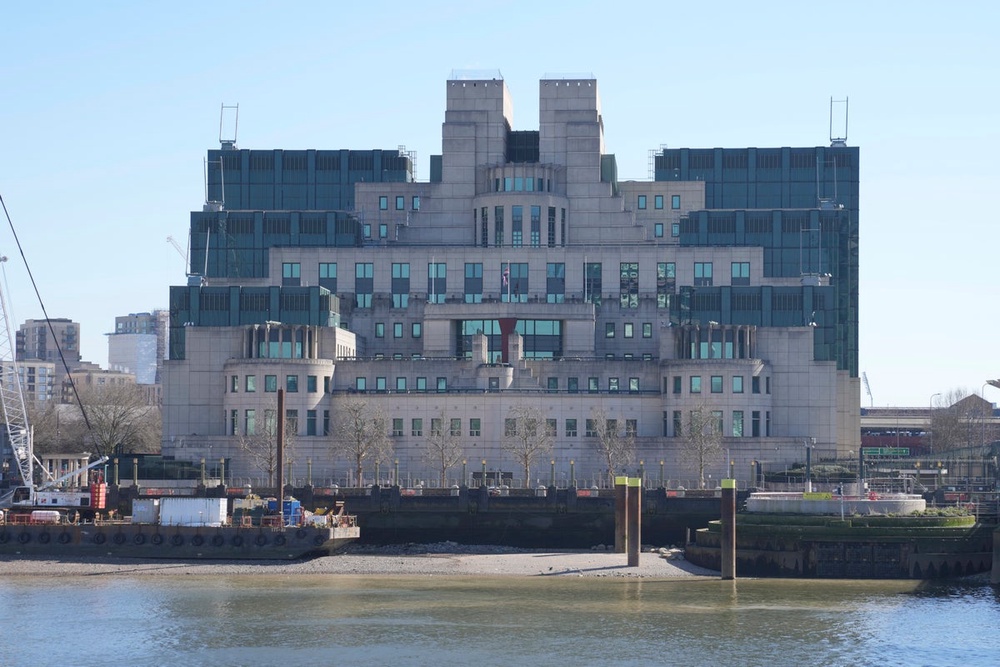 Britain's MI6 spy agency gets its first female chief | Nestia