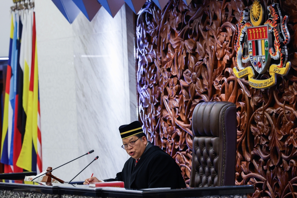 Fight challenge in Dewan Rakyat: Speaker orders Pendang MP out for 10 ...