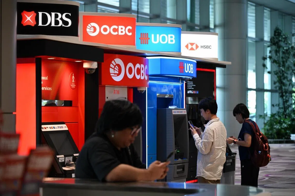 DBS, OCBC shares extend record-breaking rally | Nestia